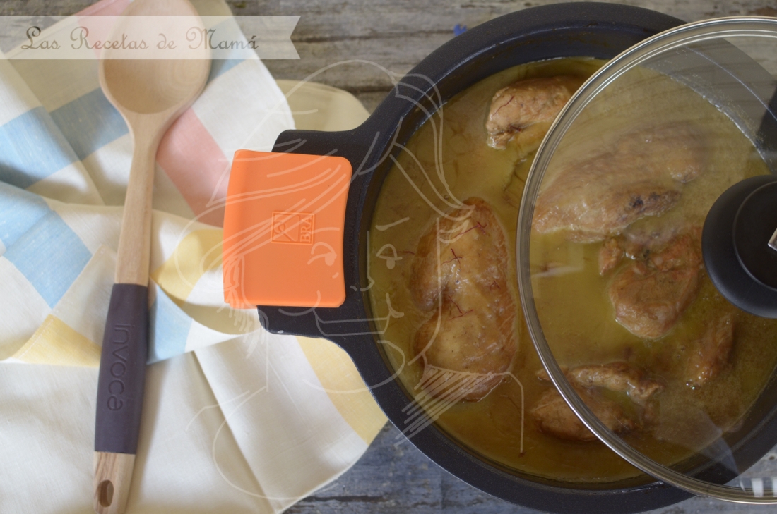 Pollo al azafrán con tapa y cortado | Las Recetas de Mamá