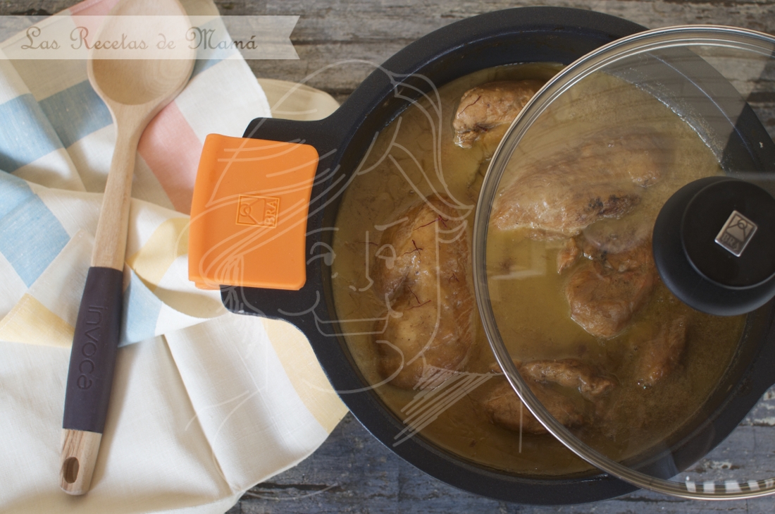 Pollo al azafrán con tapa | Las Recetas de Mamá